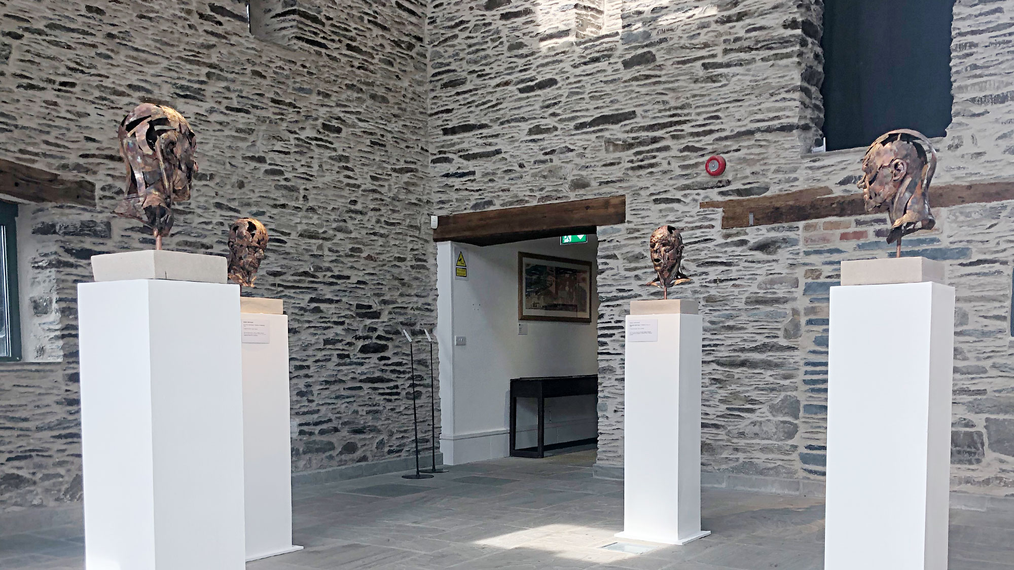 Robert Bryce Muir: Conversation with the Silent - MOMA Machynlleth
