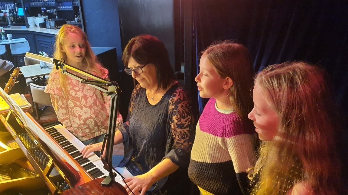 Triano - MOMA Machynlleth